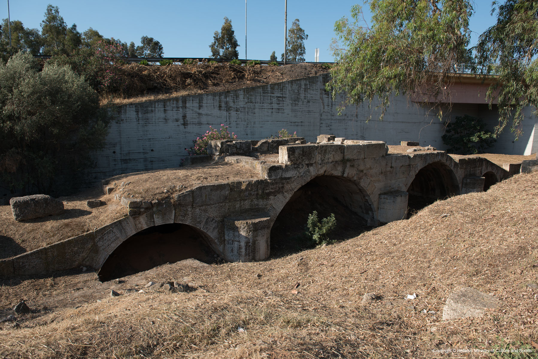 Virtual Tour - Eleusina - The bridge of Eleusinian kifissos | Yougoculture